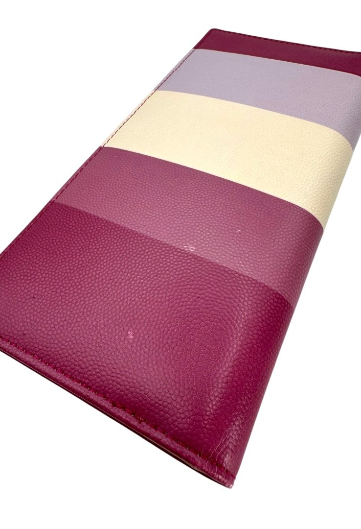 SISLEY WALLET – PURIFICACIÓN GARCIA – Glam-my México