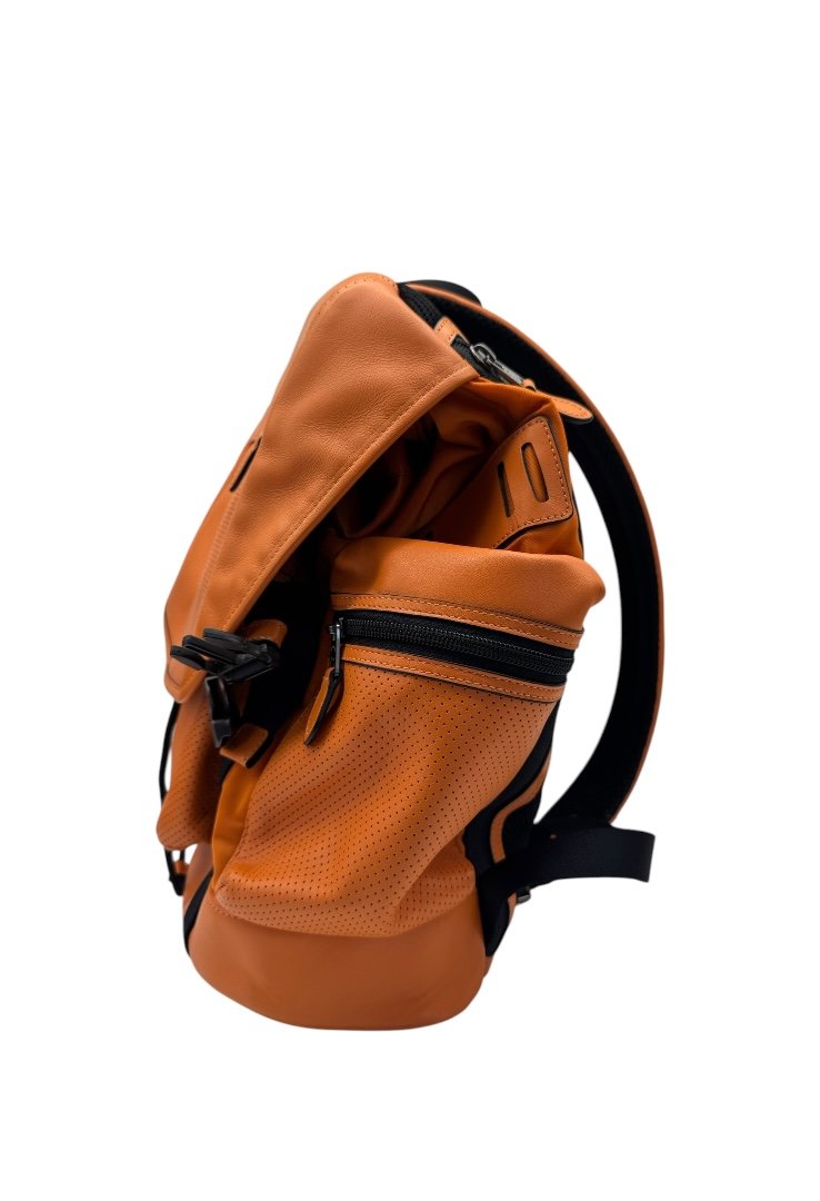 COACH – PERFORATED BACKPACK – Glam-my México