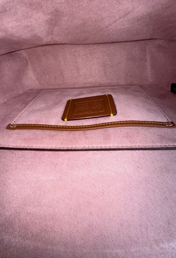 COACH – CROC STUDIO – Glam-my México